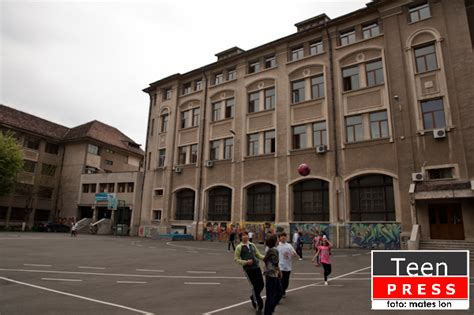 Liceul Meu Colegiul National Mihai Eminescu Teen Press