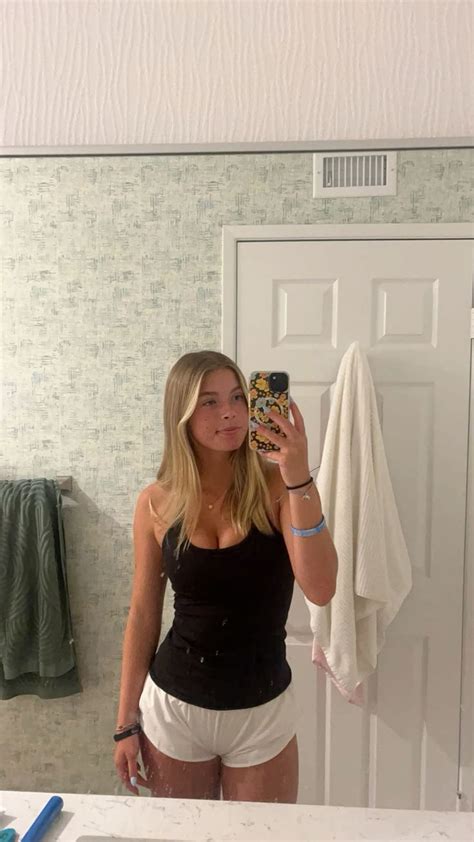 Lululemon Fit In 2025 Pretty People Girl Blonde