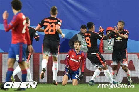 축구 마샬 동점골 맨유 Cska 모스크바와 1 1 Ytn