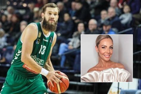 Skiriasi Krepšininkas S Buterlevičius Ir G Buterlevičienė įvardijo