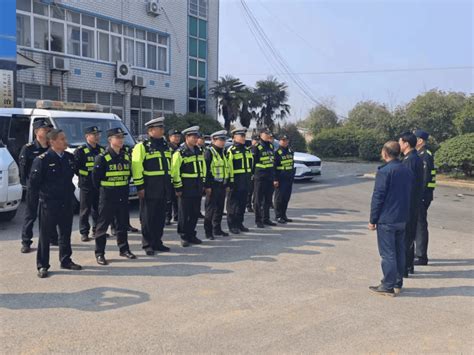 长江新区联合新洲区，非法营运大整治执法车辆辖区