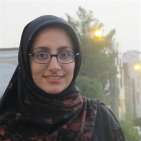 Particle Tracing Simulation In Comsol Inertial Fluid Researchgate