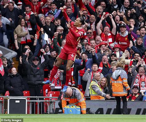 Liverpool 2 1 West Ham Virgil Van Dijk Scores Late Winner Moments