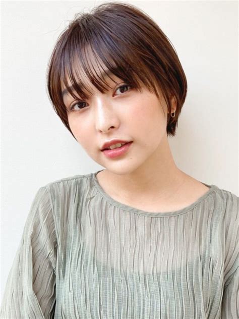 清潔感のある女性の髪型って？特徴や好印象を与えるヘアアレンジ方法もご紹介 Folk