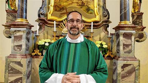 Ein Hoffnungsträger Der Kirche Geht Warum Pfarrer Thorsten Gompper Wechselt Und Wohin SÜdkurier