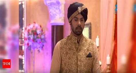 Kumkum Bhagya Written Update May 2 2017 Nikhil Hits Pragya On Head To Stop Her From Marrying