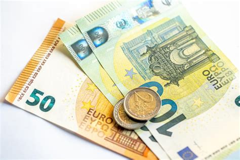 Lucrezi în Spania Iată Cum Poți Obține Pensia De La Statul Spaniol