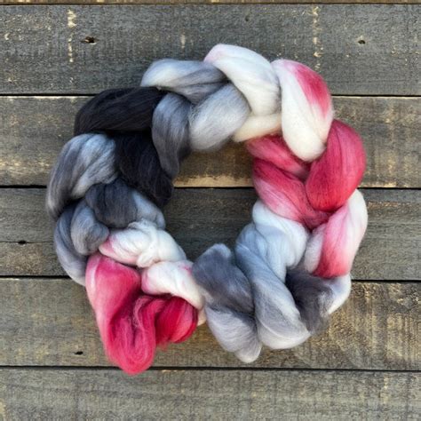 fully spun unspun roving fully spun spinning fiber knotty lamb