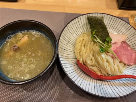 限定】牡蠣と煮干のつけ麺』麺や旬香のレビュー ラーメンデータベース