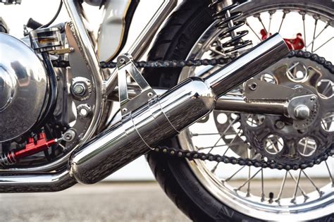 Custom Royal Enfield Super Meteor Mistral Harks Back To The Golden