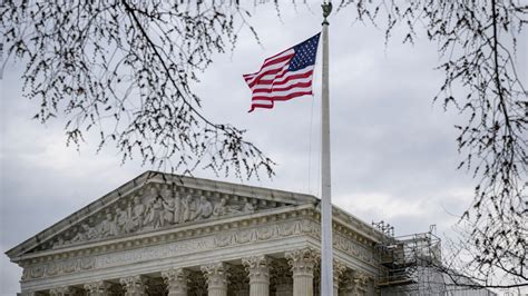 Supreme Court Extends Freeze On Controversial Texas Immigration Law
