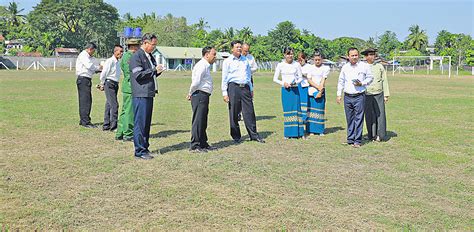 ဧရာဝတီတိုင်းဒေသကြီး အတွင်းရှိ အားကစားကွင်းနှင့် အားကစားရုံများကို ပြည်ထောင်စုဝန်ကြီး ဦးမင်းသိန