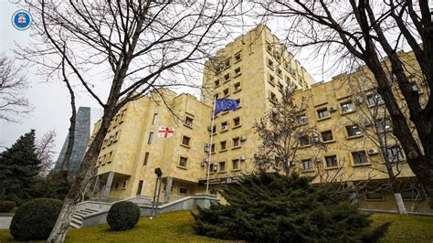 პირადი ცხოვრების ამსახველი კადრებით შანტაჟის საქმეზე ერთ პირს ბრალი