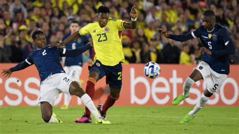 Colombia le ganó a Ecuador y quedó a un paso del Mundial