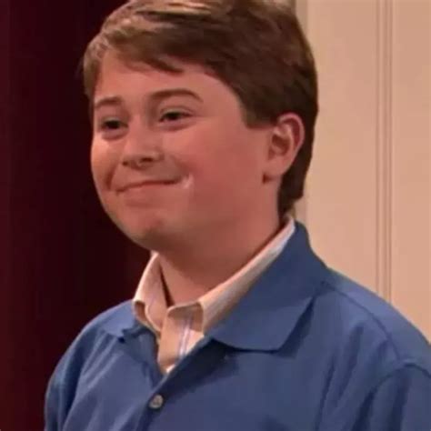 Nevel Icarly 2024