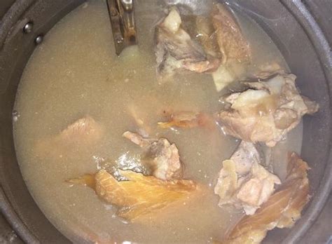 舌齒痕是怎麼回事？中醫：是脾虛，喝這2種湯輕鬆搞定它 每日頭條