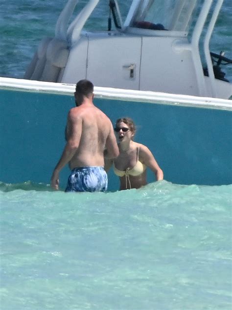 Taylor Swift In Bikini And Travis Kelce At A Beach In Bahamas 0321