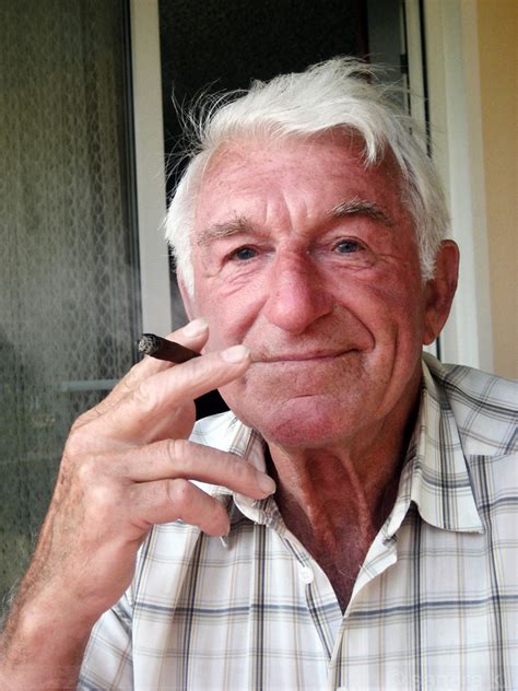 Älterer Mann Foto And Bild Erwachsene Menschen Menschen Im Alter
