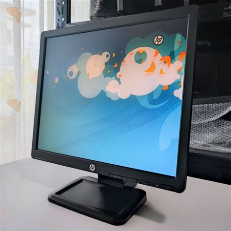 จอคอมพวเตอร HP LED 19 Backlit Monitor HP ProDisplay P19A ขนาด 19 นว จอคอมมอสอง สภาพด ตรง