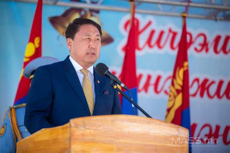 ҮБХИС ийн хичээлийн шинэ жилийн нээлт боллоо