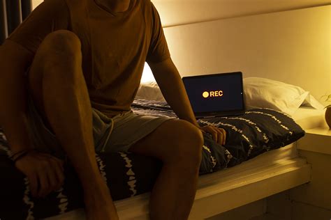 Surviving Via VCS Indonesians Turn To Virtual Sex Work Amid COVID 19 Thu June 10 2021