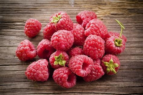 Os Benefícios Das Frutas Vermelhas Sabor Em Movimento
