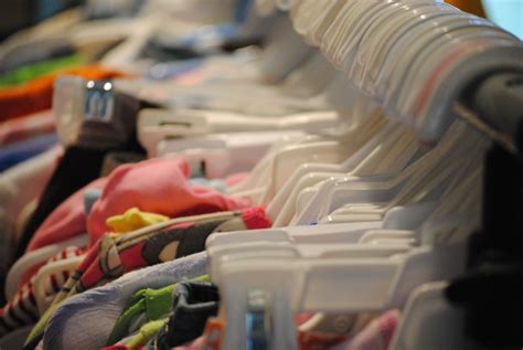 How To Make BIG BUCKS At Consignment Sales Making Lemonade