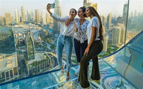 Sky View Glass Slide Dubai Sky Views Observatory Dubai By