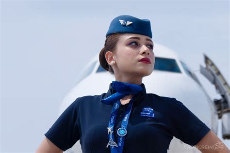 A Comprehensive Guide To IndiGo Cabin Crew Requirements In 2025