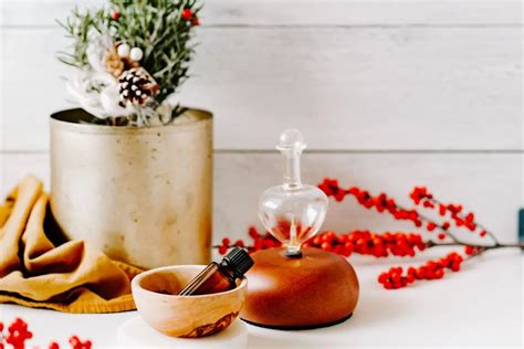 12 Festive Christmas Diffuser Blends