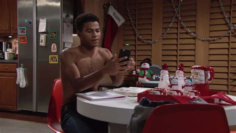 Alexissuperfans Shirtless Male Celebs Noah Alexander Gerry Shirtless On The Young And The Restless
