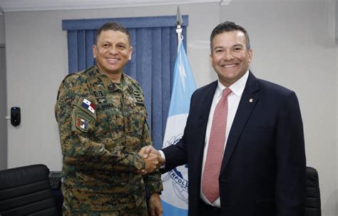 Policía Nacional Senafront E Interpol Firman Acuerdo De Cooperación