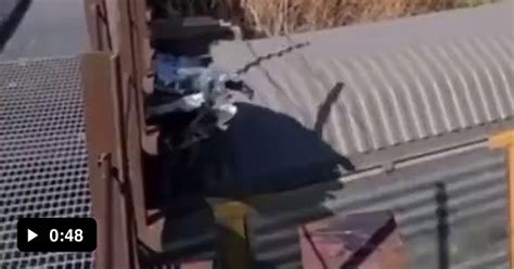 How It Feels To Chew 5 Gum 9GAG