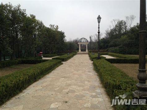 成都牧马山蔚蓝卡地亚实景图204 吉屋网