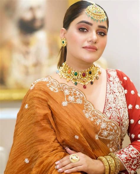 Roop Kaur Sandhu Party Wear Indian Dresses Pretty Dresses Wedding Dulhan Pose