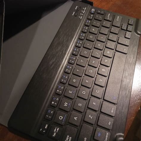 Nulaxy Rechargeable Bluetooth Keyboard With Magnetic Detachable Leather Cover Mobile Phones