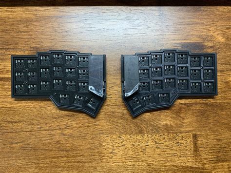 Corne Crkbd 40 Split Ergonomic Keyboard Low Profile Choc Computers And Tech Parts And Accessories