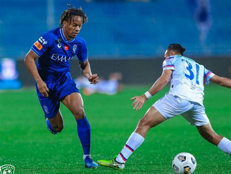 بالفيديو الهلال يسقط أمام أبها بهدف قاتل في الدوري السعودي للمحترفين
