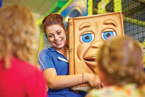 Book Puppets Axtell Expressions