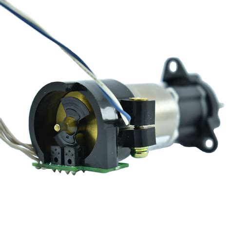 MOTORREDUCTOR 12V DC 120 RPM NAMIKI 2CL 3501PG Busther Electrónica