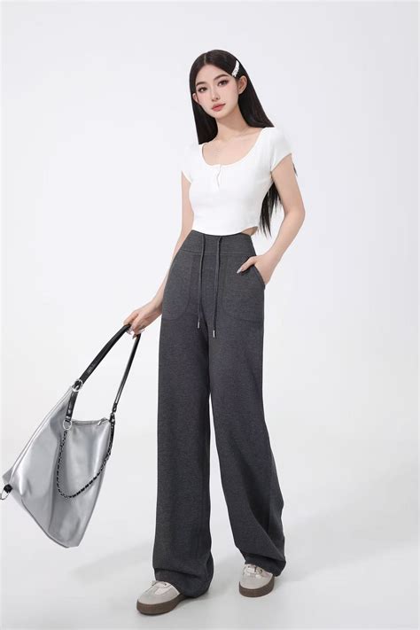 Алтантөгрөг их дэлгүүр Added A Алтантөгрөг их дэлгүүр