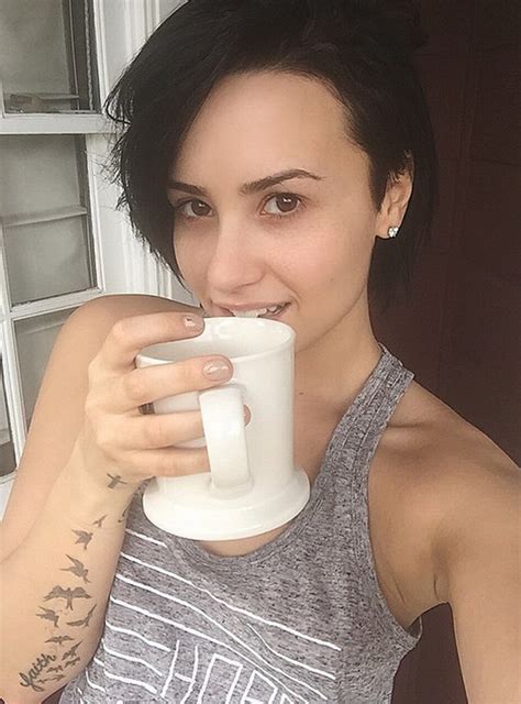 Demi Lovato No Makeup