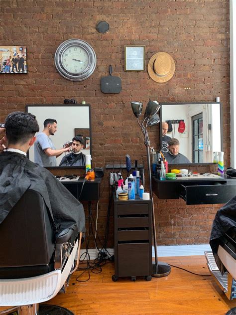 Famous Cutz Barbershop Rolling Out