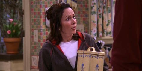 Everybody Loves Raymond 5 Worst Things Debra Did To Marie And 5 Marie