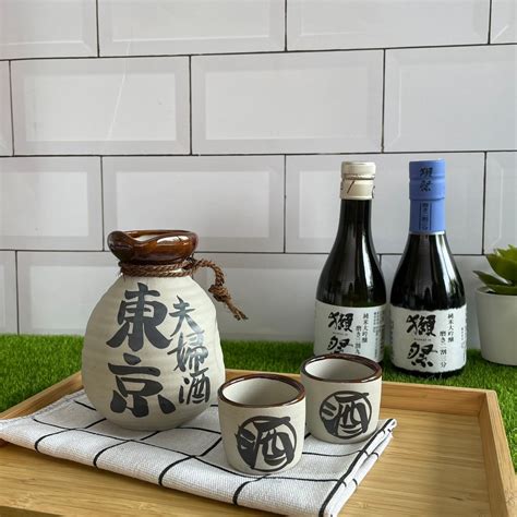 現貨 日本製 東京 清酒杯 燒酒杯 酒壺 酒杯 一壺兩杯組 日本特產 送禮推薦 夫妻酒杯 清酒杯壺組 富士通販 蝦皮購物