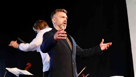 Оперний співак у робочих рукавицях Як Микола Губчук перезавантажив