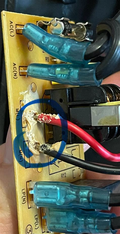 Disconnecting Wires From A Circuit Board Noob Question Rfixit