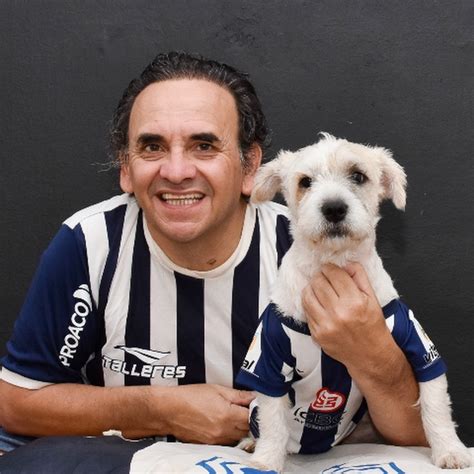 Daniel Akiki Youtube