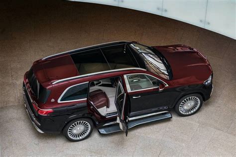 Mercedes Maybach Gls 600 4matic 奢華登場 Car1hk
