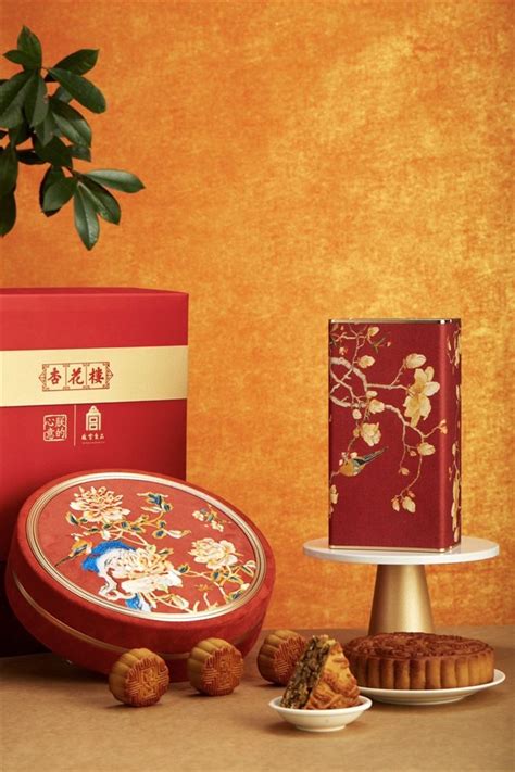 两大超级ip跨界合作！故宫、杏花楼联合推出“国潮范”中秋月饼礼盒，限量数万套